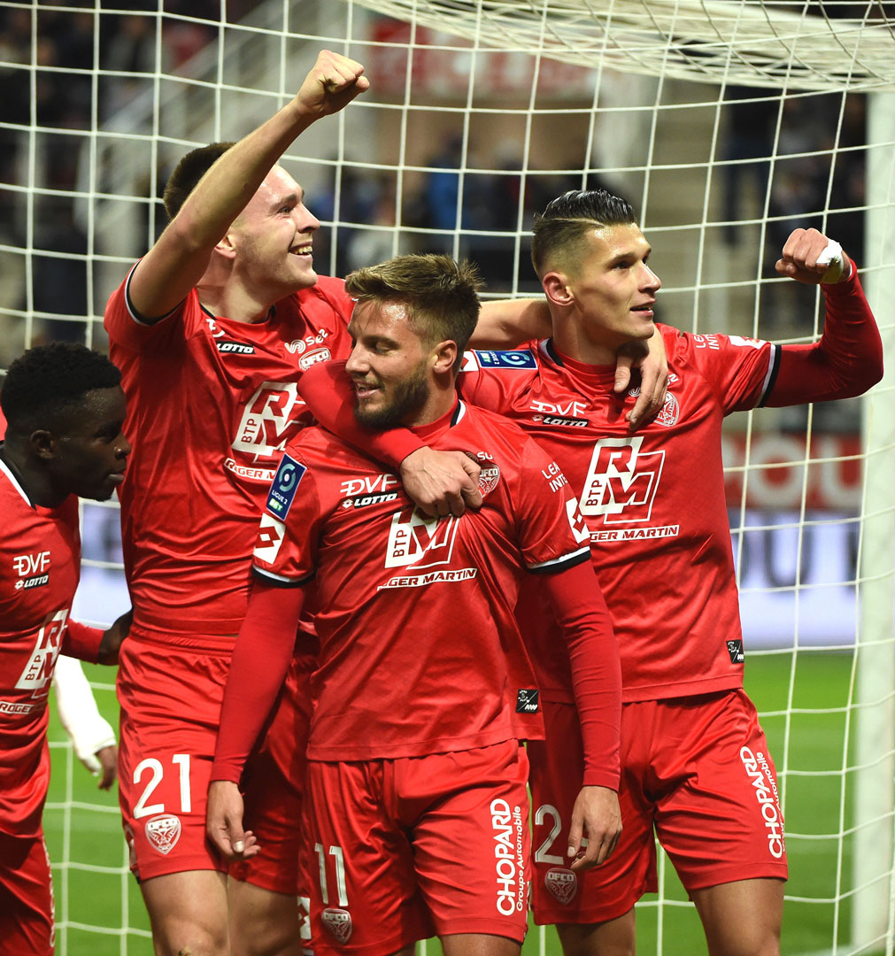 Jeu concours : tentez de remporter 2 abonnements DFCO ! - DFCO