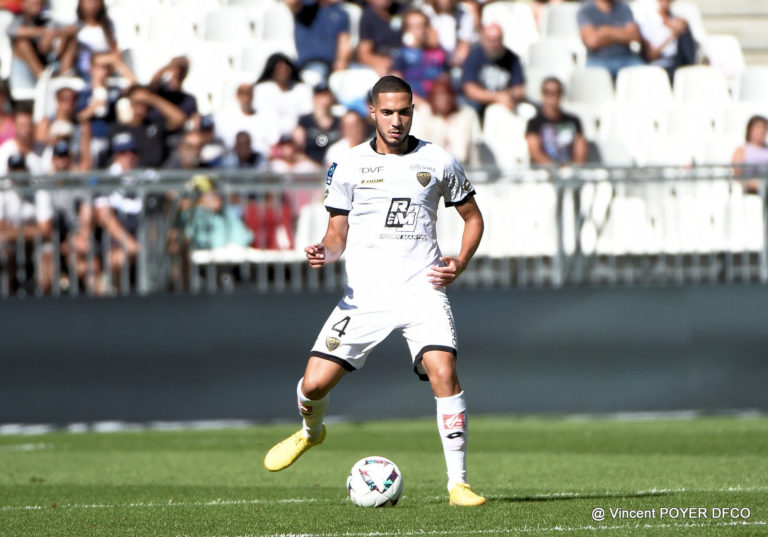 Reda Benchaa avec l'Algérie U23 - DFCO
